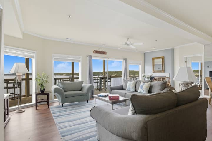 Wow Views! Lakefront 3br | Off Season Specials! - Osage Beach, MO