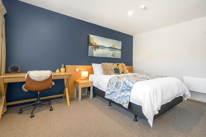 Cosy Studio | Bath, Wifi, Private Entry - Wanaka