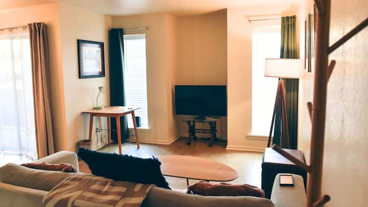 1br Near Asu • King Memory Foam Bed • Pool - Tempe, AZ