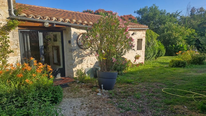 Gîte En Bord De Rivière Le Lot - Saint-Sylvestre-sur-Lot