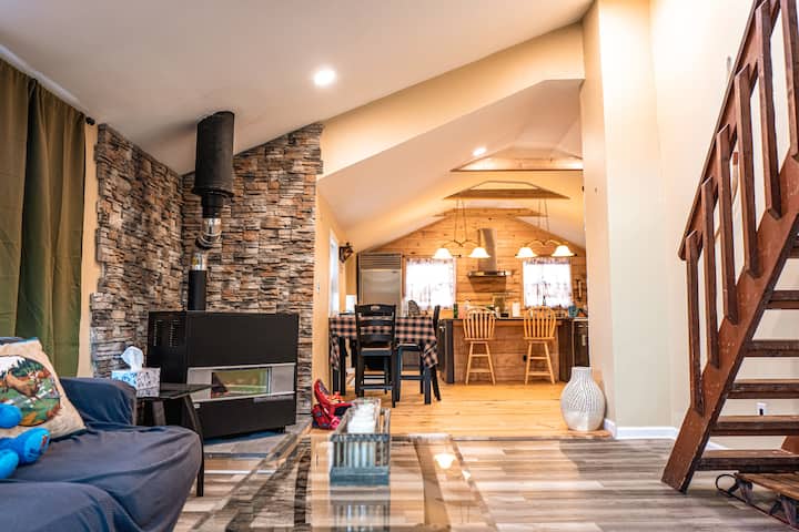 Rustic 3br Retreat: Nestled In The Woods - Bethel, NY