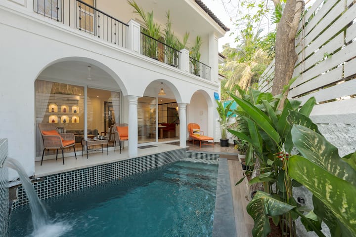 Luxe 3bhk Villa |  Pvt Pool, Jacuzzi & Pool Table - Goa