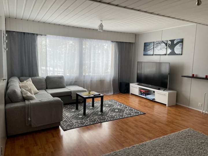 Rauhallinen Alue Kaupat 800 M. - Kuusamo