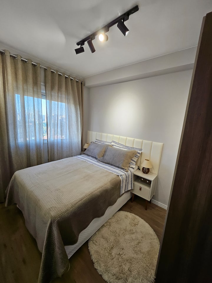 5 Km De Alphaville ,Wi-fi470mbps, Estacionamento. - Barueri