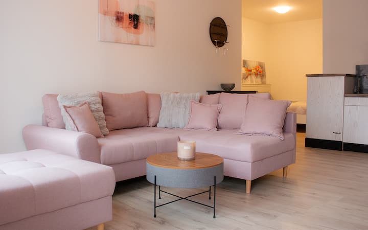 Modernes, Stilvolles Apartment - Albstadt