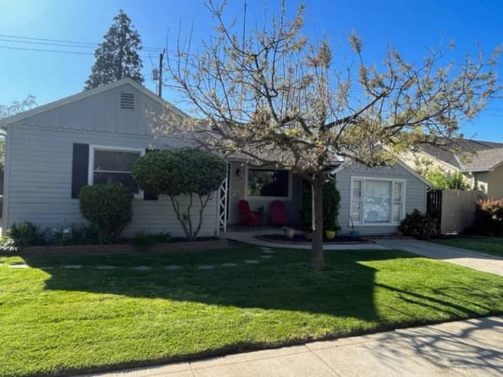 Charming East Sac Duplex - Sacramento, CA