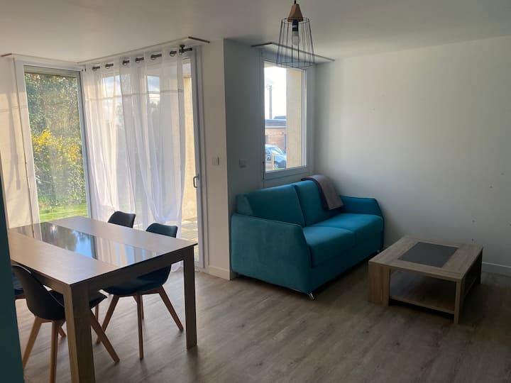 Gîte Confortable Avec Terrasse - Lannion
