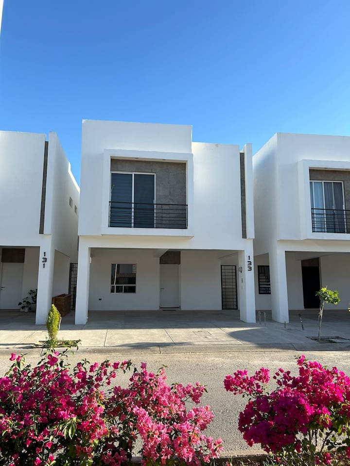 Nueva. Cómoda Y Bien Ubicada. Facturamos! - Torreón