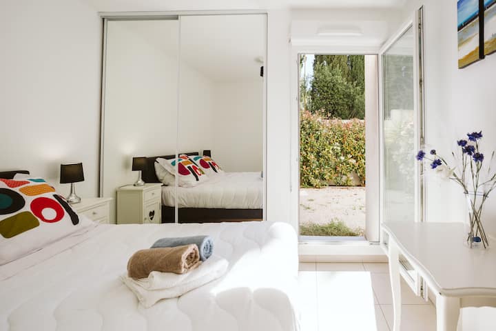 L'olivier Des Méridiennes, T3 + Jardin + Parking - Carnoux-en-Provence