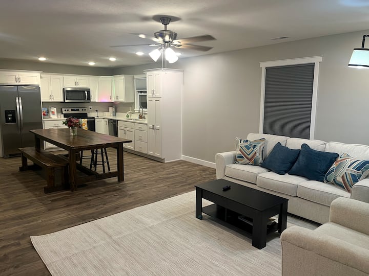 Newest House On The Block! Just What You Need. - Bloomington, IN