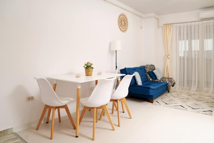 Unirii Urban Cozy Apartment - Free Private Parking - 