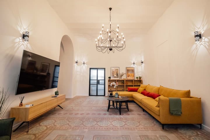Unique 4 Bedroom - Next Mamilla - Jerusalem