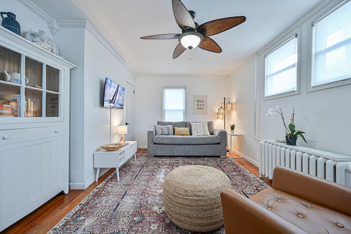 Special Beach Cottage W/ Deck - Atlantic City