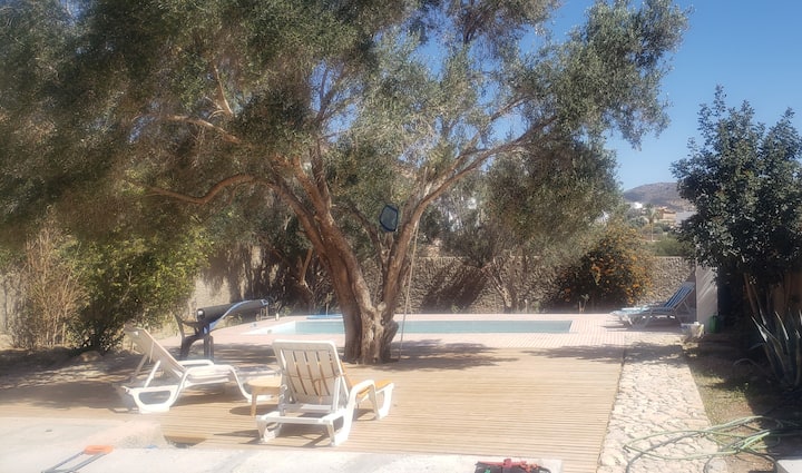 Riad Berbère Avec Piscine 4 Chambres - Taghazout
