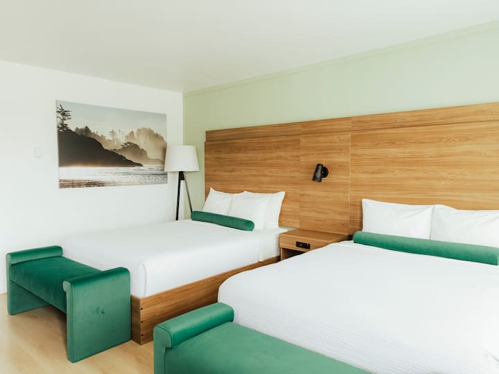 Two Queens With Kitchenette Room - Ucluelet