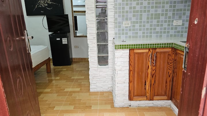 Hostal ÁNgel With Wifi - 夏灣拿