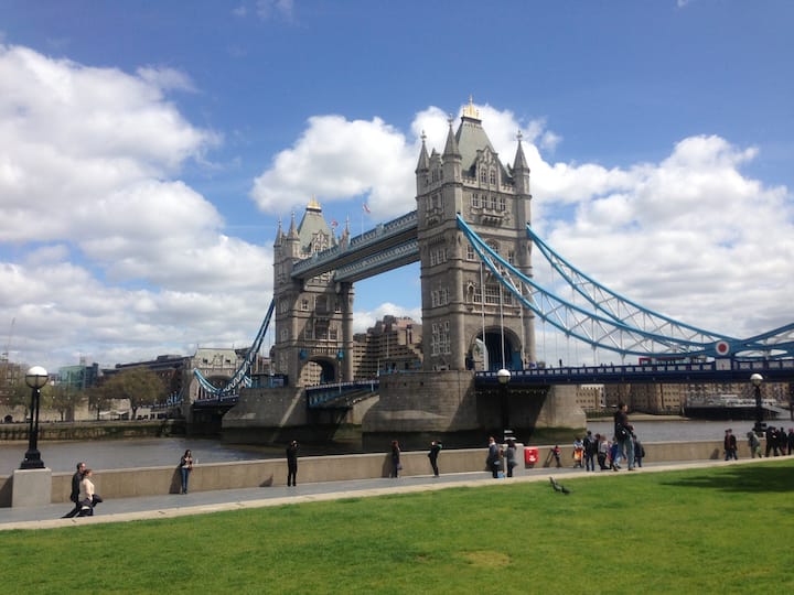 Central London Family Home - 3br+garden+parking - Greenwich