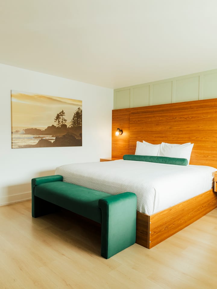 Accessible King Room - Ucluelet