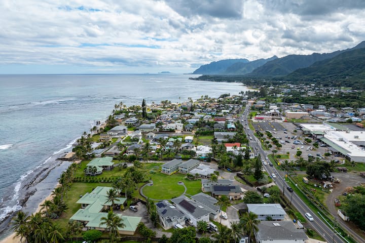 North Shore Beach House! Best Location - Laie, HI