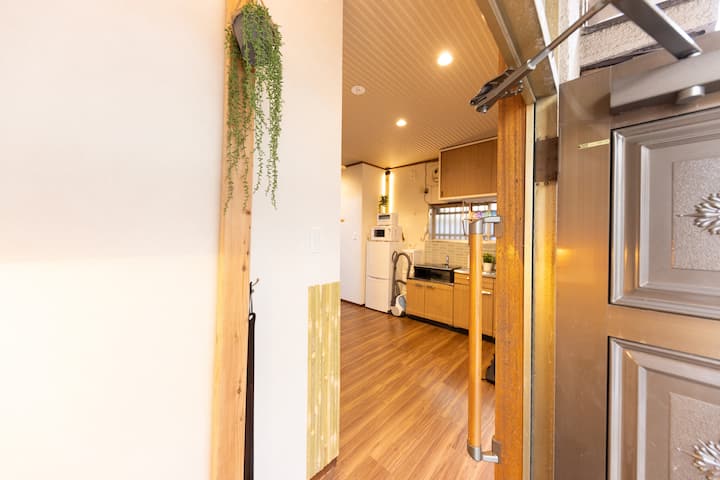 Ohanajaya-tei｜和モダン！一棟貸｜最大8人まで｜和室2部屋｜カップルにぴったり！ - Misato