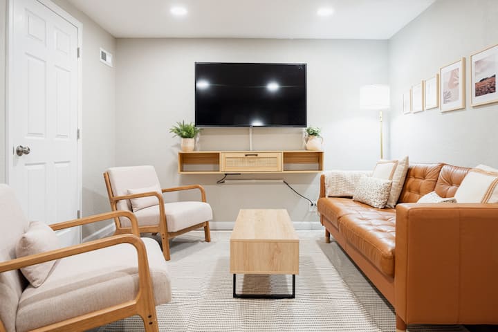 Cozy 2br | Near Denver | Patio & Pingpong - Thornton, CO