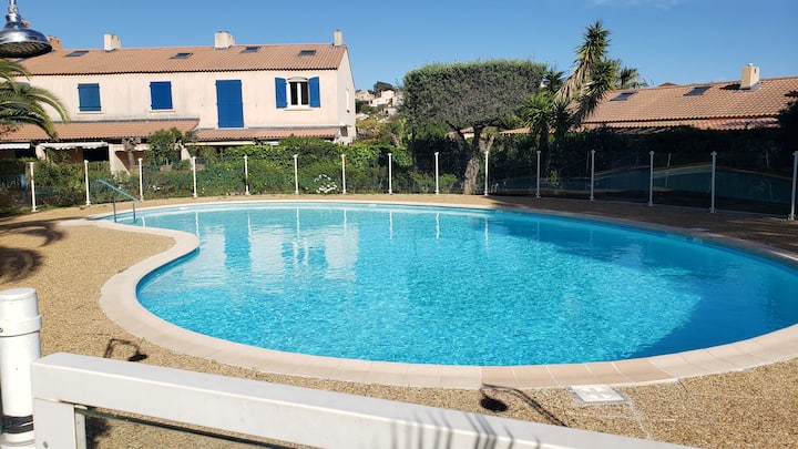 Joli Mazet Dans Résidence à Bormes Avec Piscine - Bormes-les-Mimosas