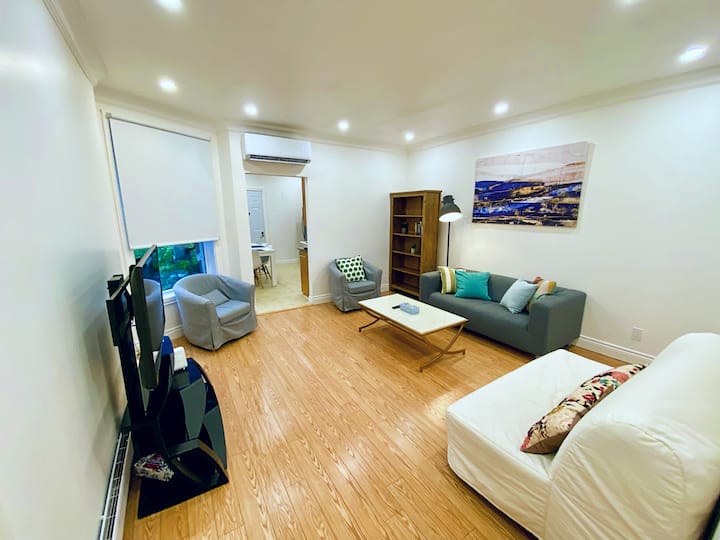 Charming 2br Apt In The Heart Of Montreal Ndg - Montreal