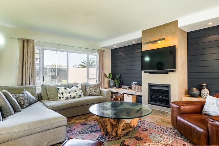 Tranquil Beachside Oasis Your Relaxing Getaway - Swakopmund