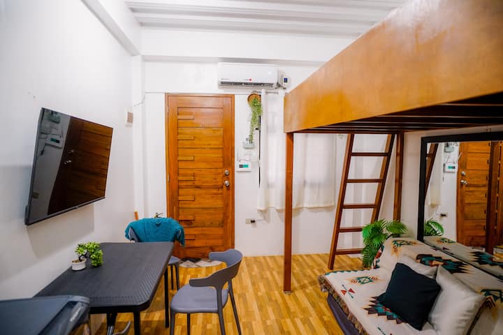 Cozy Loftbed Wi-fi Netflx Ligao Natl Rd - Rm 308 - Ligao