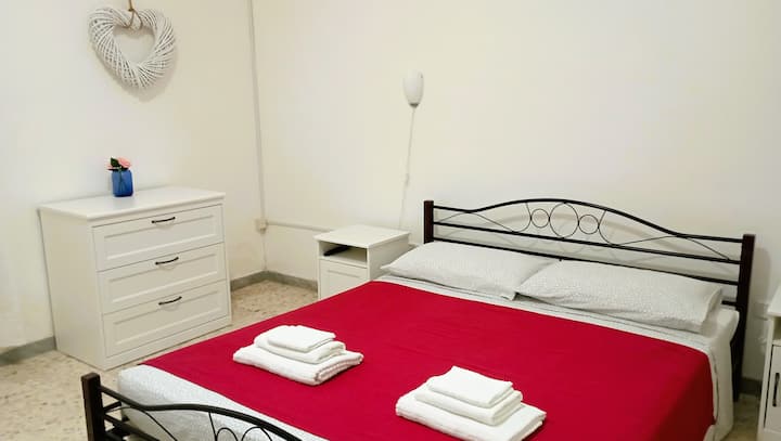 Vieste Centro - Camera Matrimoniale - Vieste