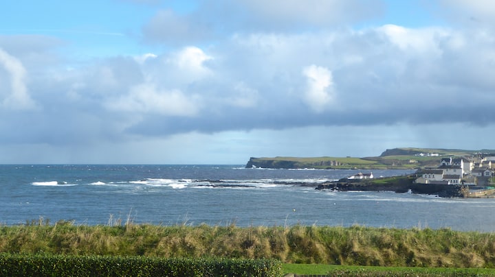Luxury Sea-view Retreat, Portballintrae Causeway - Portballintrae