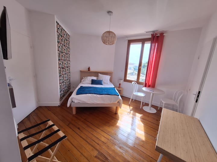 Chambre Sdb/wc Privés Avec Accès Cuisine Partagée - Mérignac