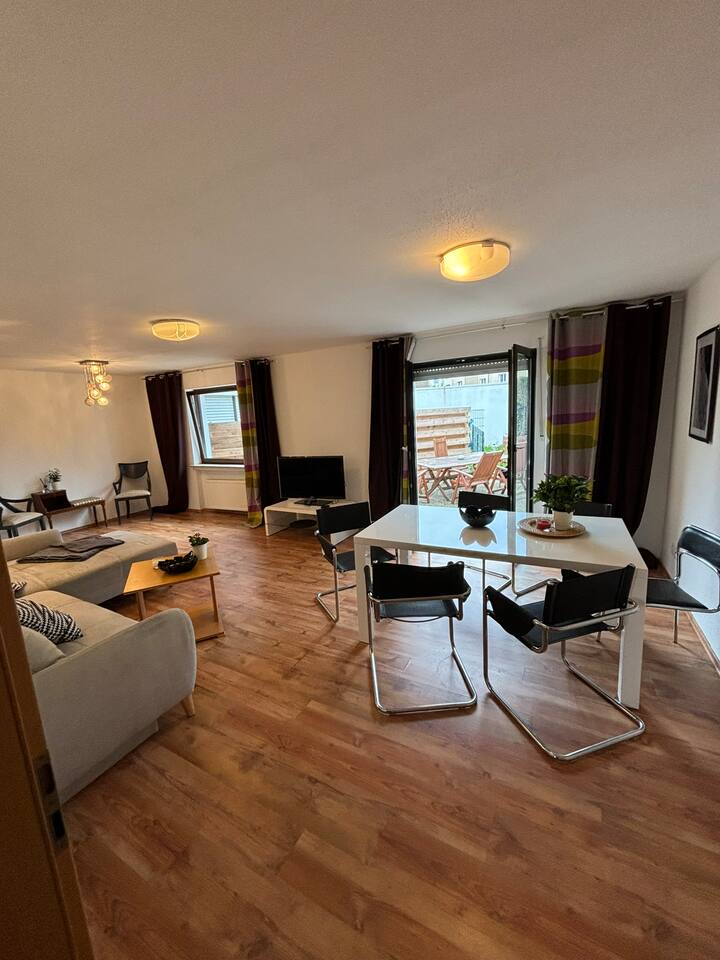 Tulas Home
130m² Komfort, Lage &Ausstattung - Hamm