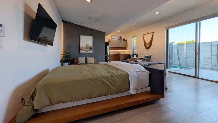 Tulum Inspired Suite,queen Bed,bath,kitchen & Pool - Palm Springs, CA