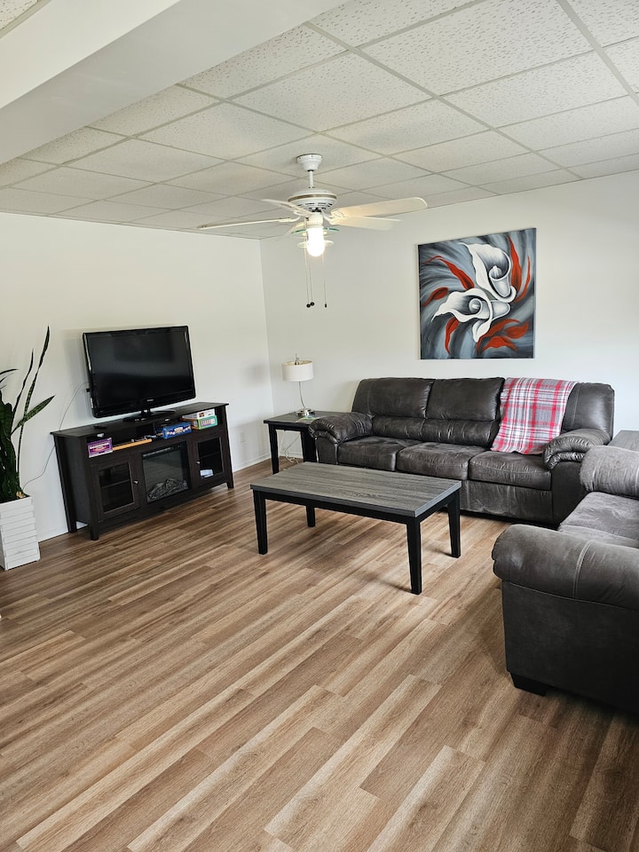 Home Away From Home (2bedrooms) - Hearst