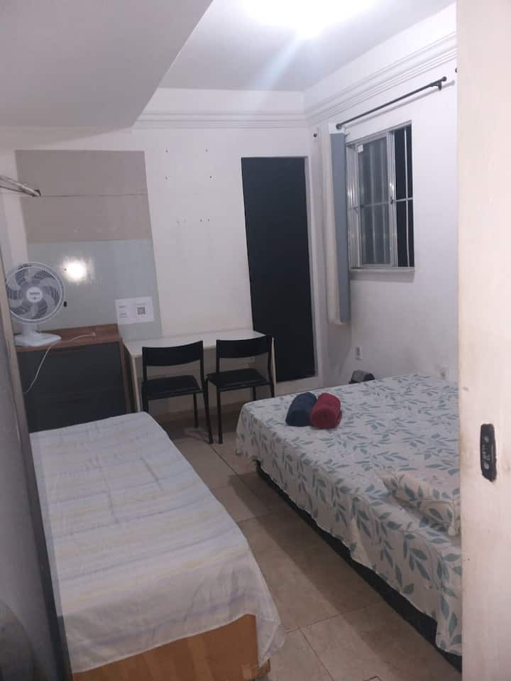 Quarto E Banheiro Individual - Barra