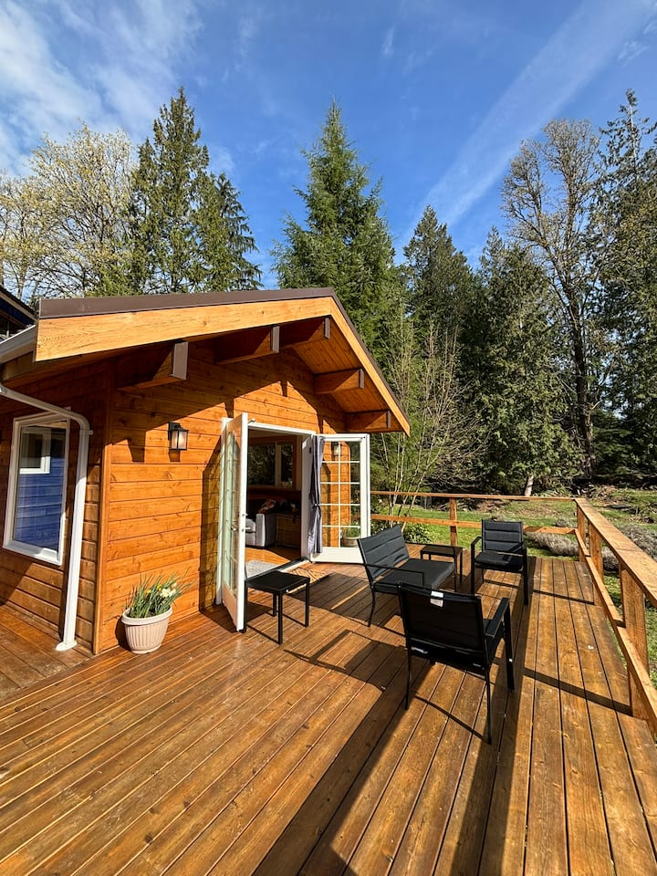 Luxury Suite With Hot Tub On Gambier Island - Bowen Island