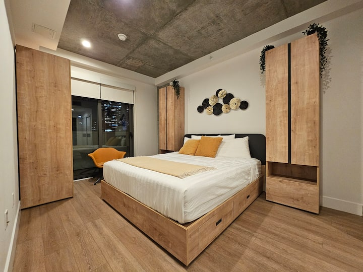 Dtla[pool/jacuzzi/sauna/gym/parking]2bed/2bh/patio - Koreatown - Los Angeles