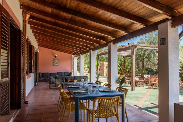Elegant Retreat Amid Olive Groves At Lo Stagnone - Marsala