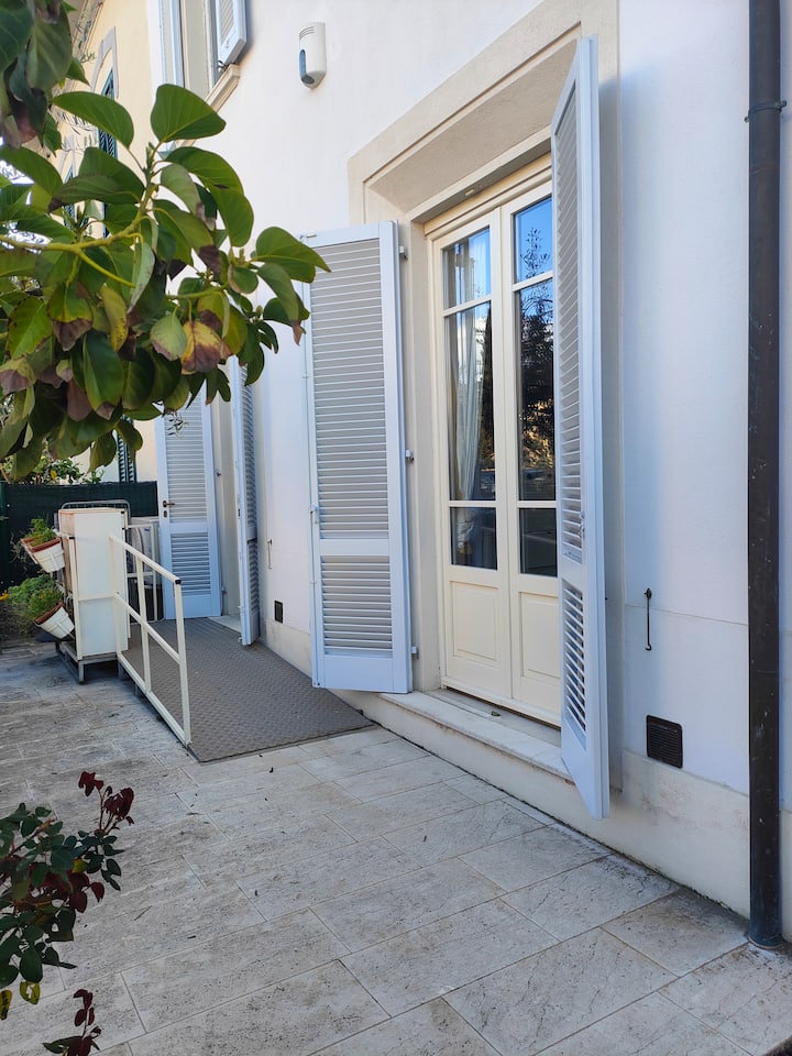 Comodo Bilocale A Un Passo Da Tutto - Pontedera