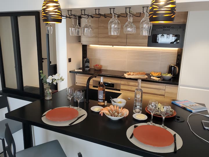Vieille Ville Appartement 2 Chambres Au Calme - La Rochelle
