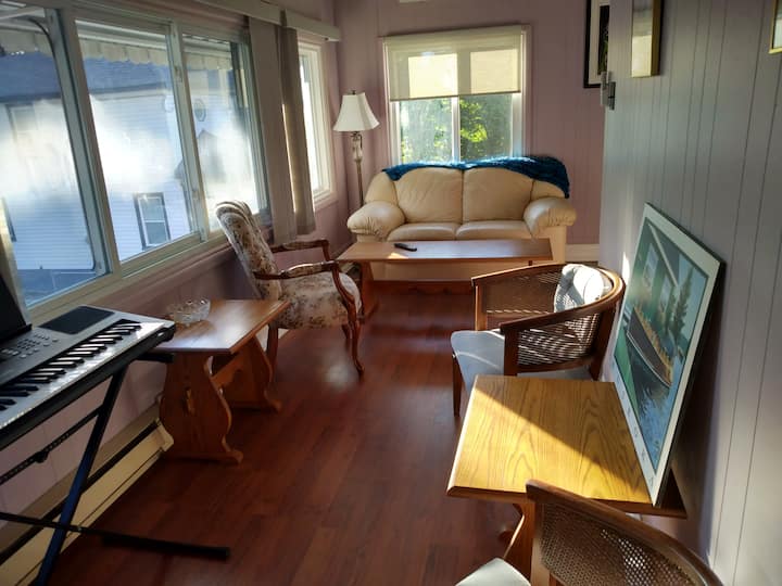 Antique Retreat Private Apt Midtown Midland - Midland
