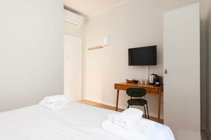 Youhosty - Ticinese Suite 3 - Milan