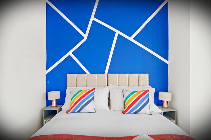 3-bed In London | Big Monthly Discounts | Parking - Enfield