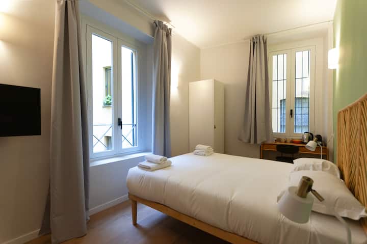 Youhosty - Ticinese Suite 4 - Milan