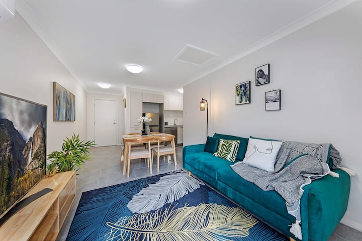Spacious Cobbitty Home For Rent | Double Garage - Camden