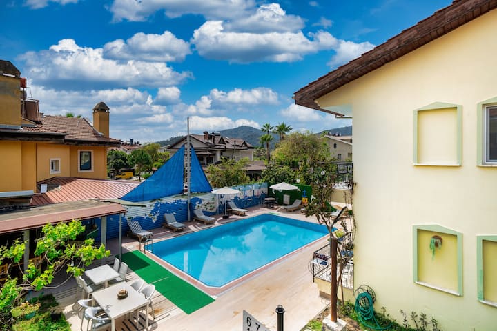 Family Apartment In The Center Of Göcek - Göcek