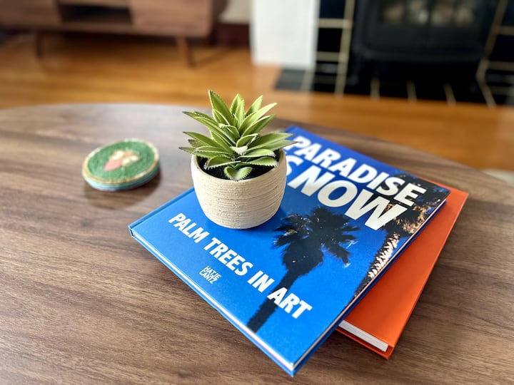 Historic Inner-city One Bedroom Condo - Calgary