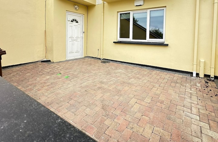 Apartment In A Quiet Estate - Portlaoise