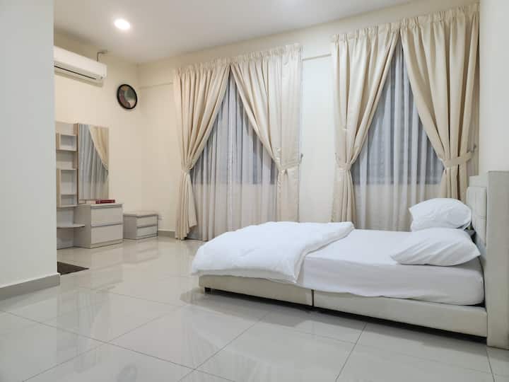 Ashlia Home At Bandar Putra, Kuantan - Kuantan